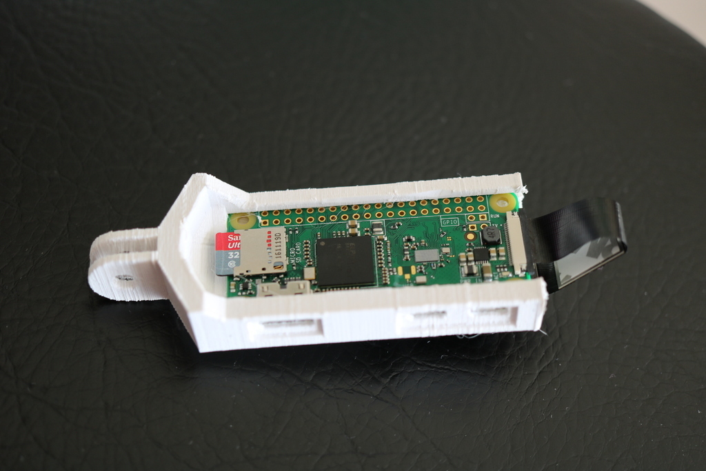 Free STL file Raspi Zero Fisheye Camera Gopro Adapter 📷・3D printing ...